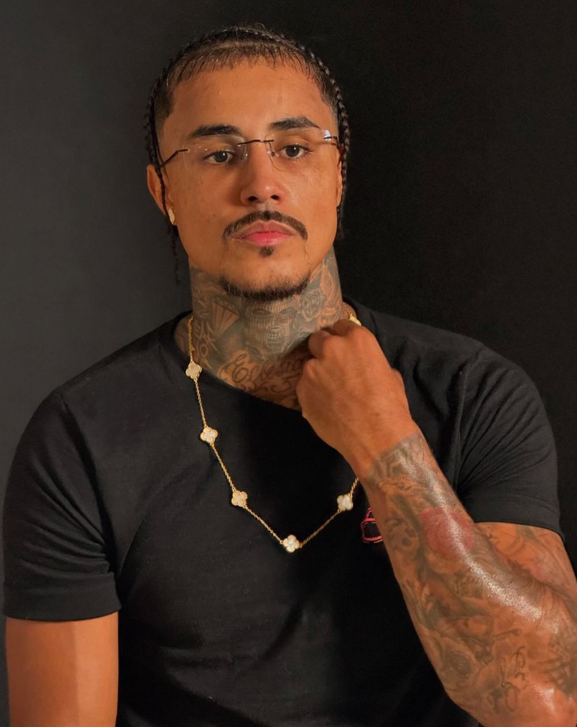 MC Livinho: Idade, Altura e Biografia